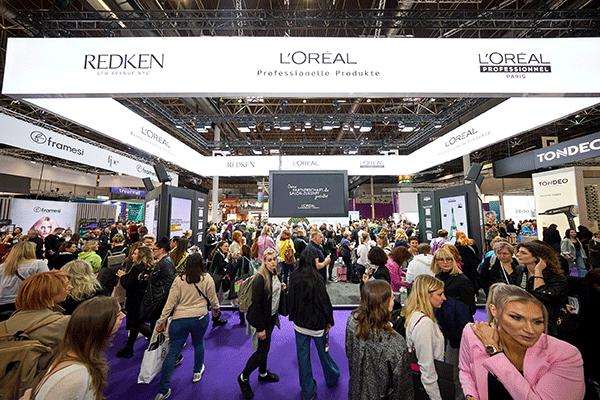L'Oréal Professionelle Produkte begeistert bei der Top Hair Messe 2023 mit einem interaktiven ...